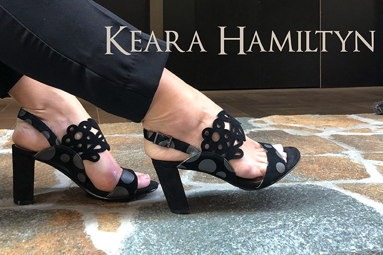 Brands - SUNA Shoes & Accessories